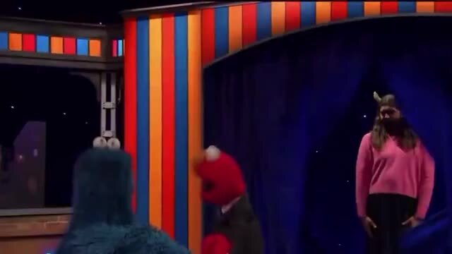 Sesame Street Features Trans Hairstylist in Monster Makeover Segment ...